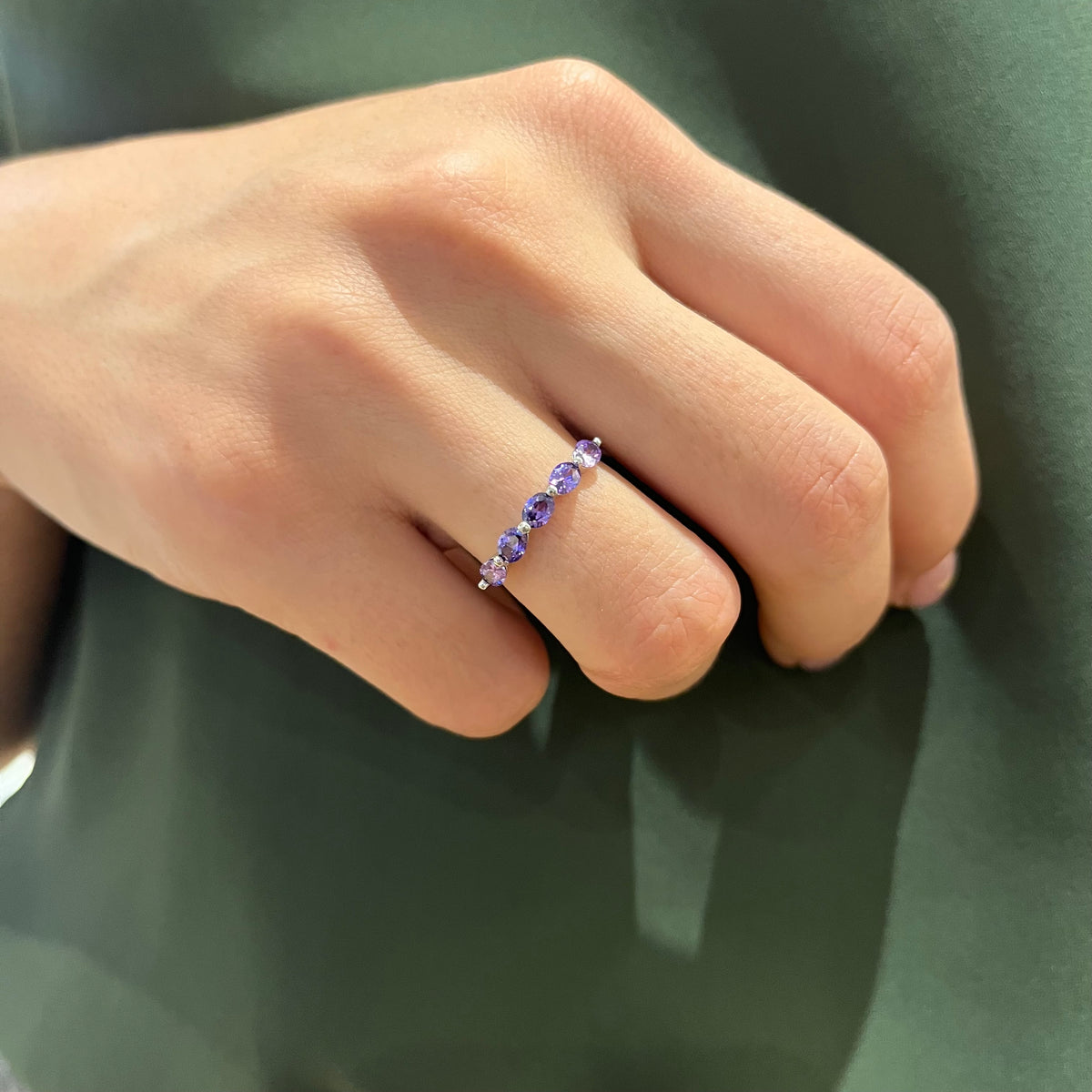 Argolla Mandryn Violeta – Vera Joyeros