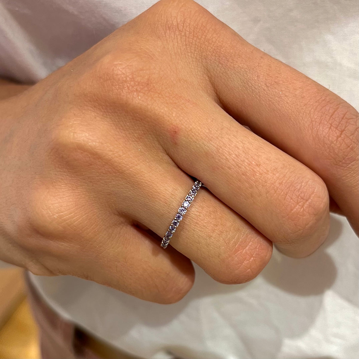 Argolla Pensil Violeta – Vera Joyeros